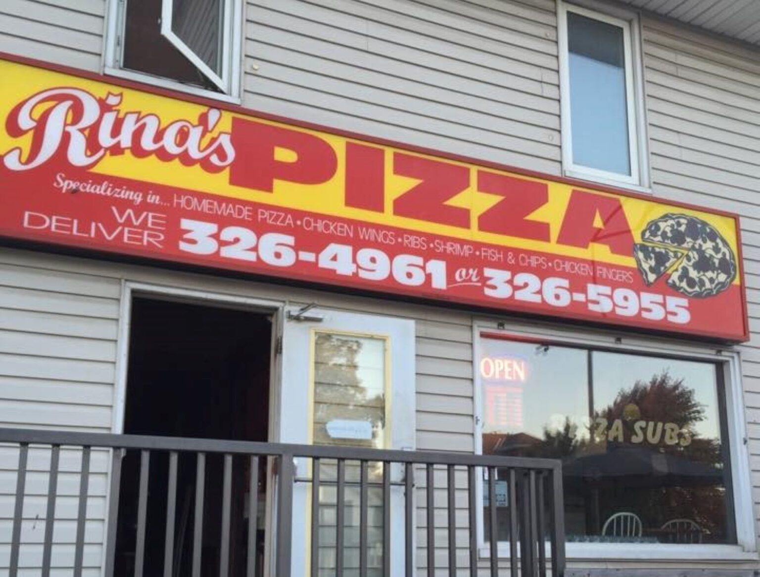 Rina's Pizza - Tourism Windsor Essex Pelee Island