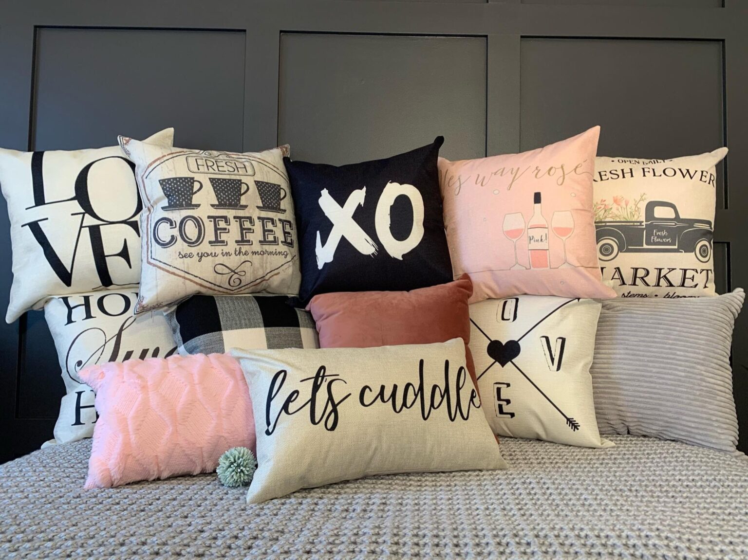 The Pillow Pals - Tourism Windsor Essex Pelee Island