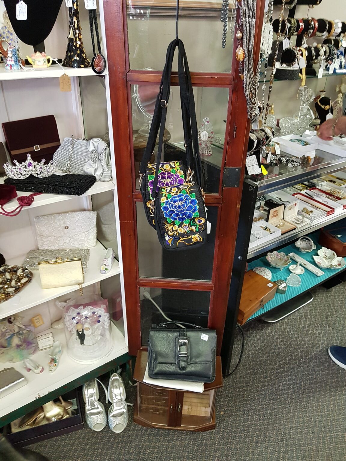 Forgotten Treasures Antiques & Fabulous Finds - Tourism Windsor Essex ...